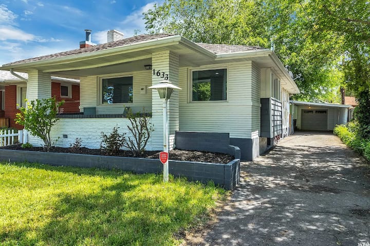 Updated Downtown Bungalow - Salt Lake City