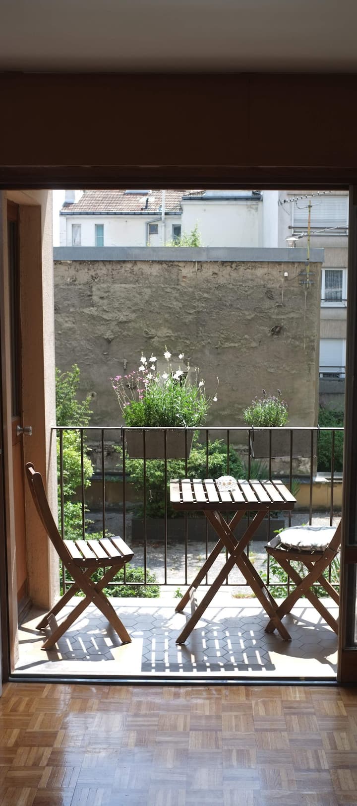 2 Pièces Belleville Avec Balcon - Parijs