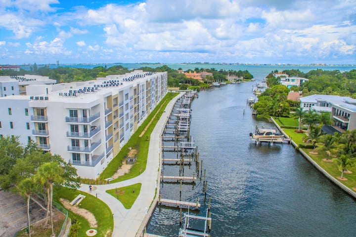 Waterfront Sunsets, Downtown Sarasota, Lido Beach - Sarasota, FL
