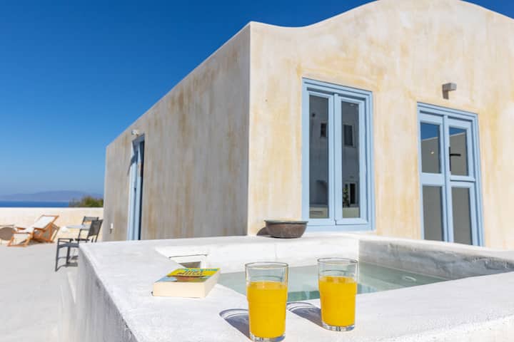 Premier Cellar Iv With Outdoor Hot Tub & Sea View - Oia