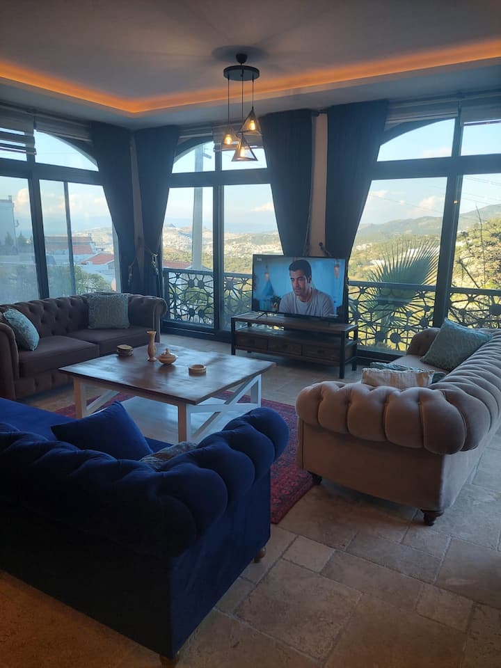 Yalıkavakta Havzlu 4+1 Lüx Villa - Turgutreis