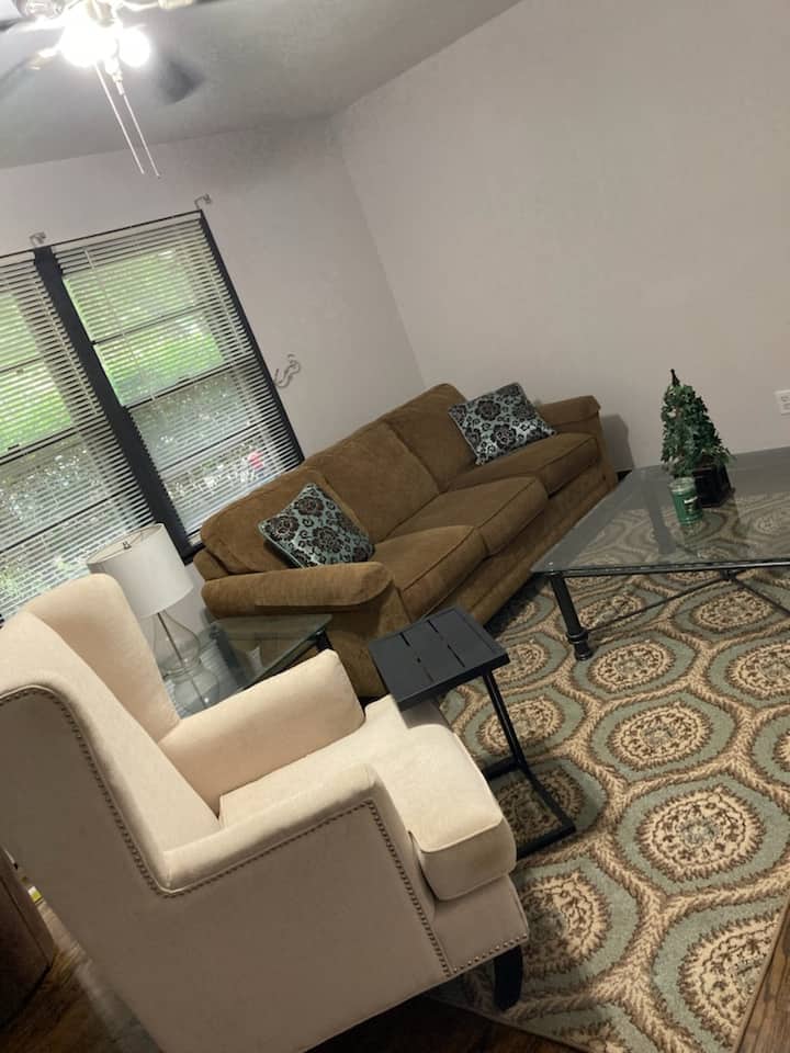 New Reno'd 4bd/1.5bth (King) Heart Of Hsv - Huntsville, AL