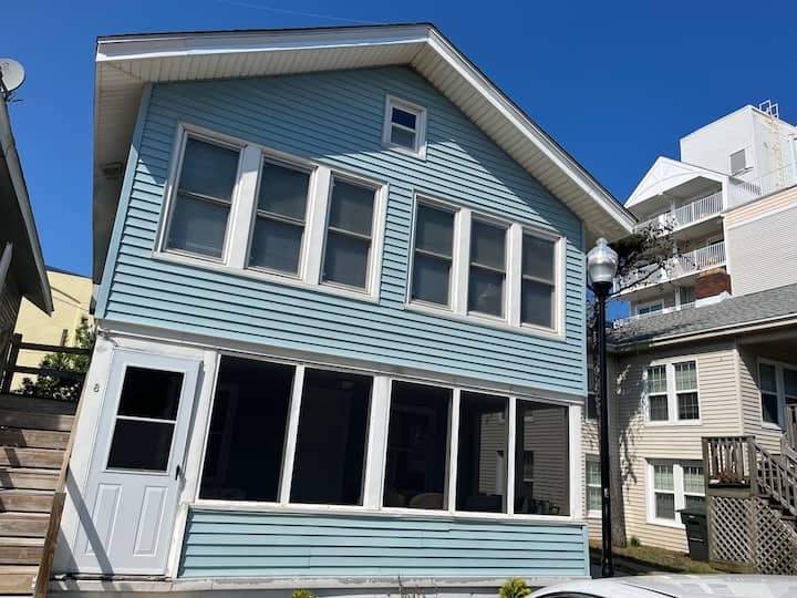 3bdr Partial Ocean View Villa Steps From Beach - Ocean City, MD