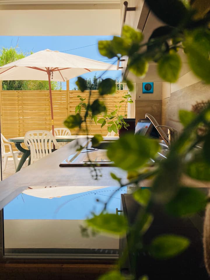 Agréable T2 Avec Terrasse Entre Mer Et Collines. - Martigues