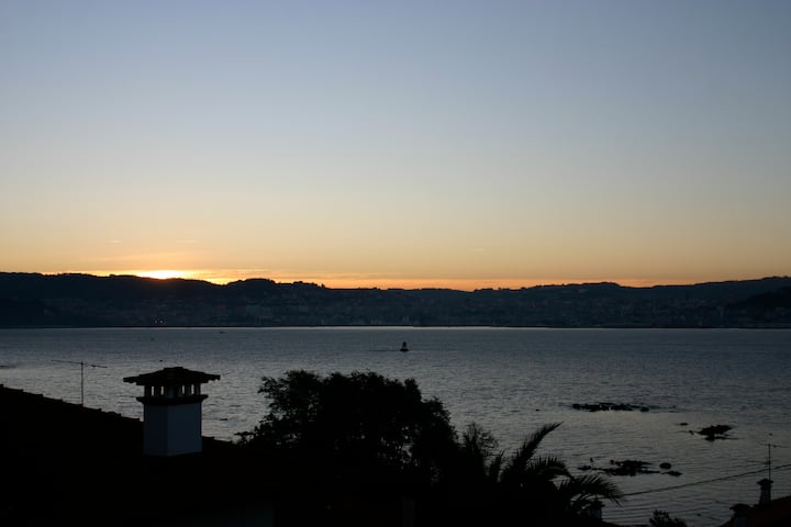 Adosado Con Increíbles Vistas A 150m De La Playa - Vigo