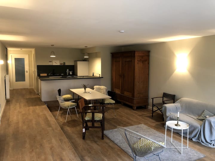 Bright Souterrain 80qm Appartment With Terrace - Ahrensburg