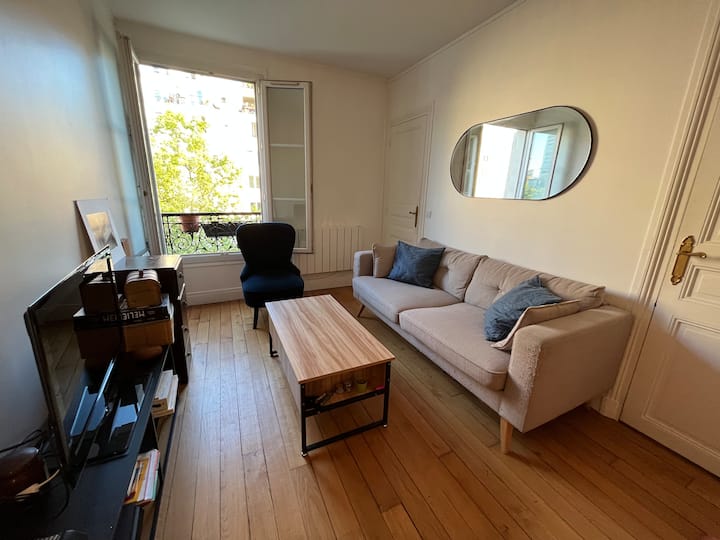 Bright & Cozy 1br Apartment - Great Location! - Paris