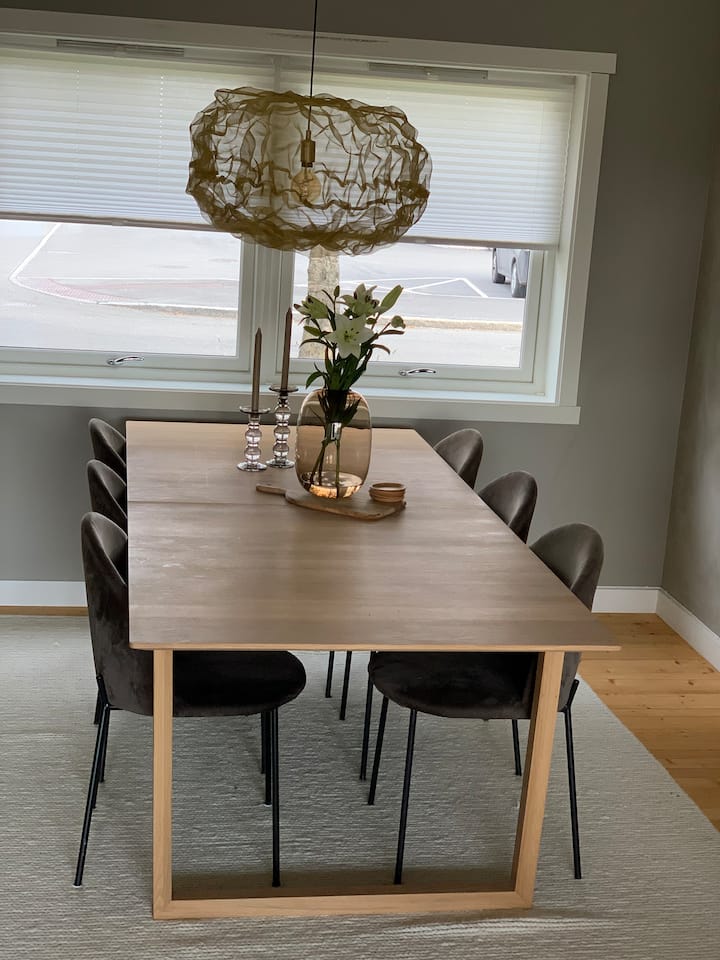 Flott Leilighet, Sentral Beliggenhet, 3 Soverom - 特羅姆瑟