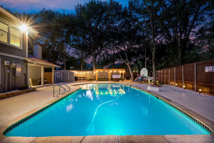 Paradise Retreat - Flower Mound, TX