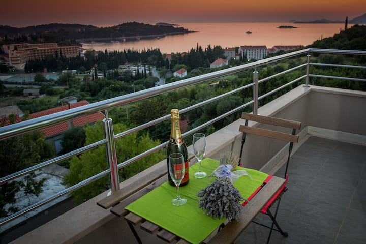 Mediterranean Sunset Apartment - Mlini