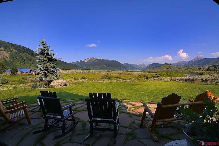 Gorgeous Home On The Slate River, Incredible Views - Crested Butte, CO