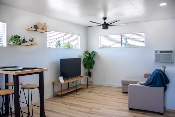 Casita De Miel: An Adorable Cozy Private Studio - Bakersfield, CA