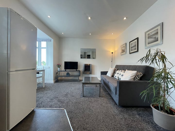 Kingsbury Apt2. 1bedroom Flat 15mins From Airport - The Royal Town of Sutton Coldfield