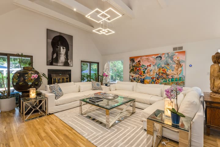 The Blue Wave Room  - Noyac Zen House - The Hamptons, NY