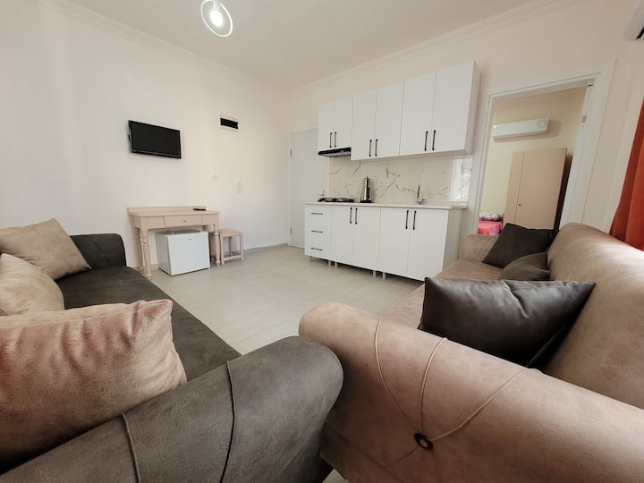 Fethiye Merkezde Yenilenmiş 1+1 Apart Daire - Fethiye