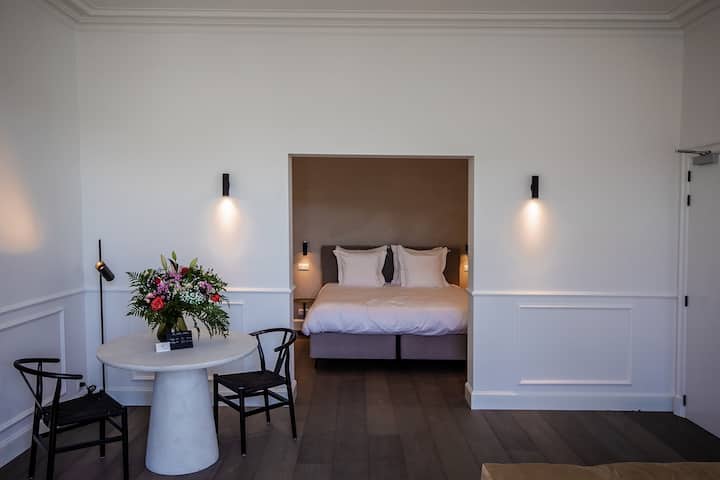 Lucy Suite In Boutique Hotel Villa Ostinato - Ostend
