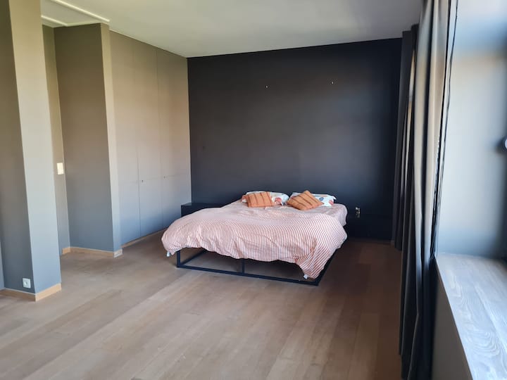 Prachtig Authentiek Verblijf In Centrum Kortrijk - Kuurne