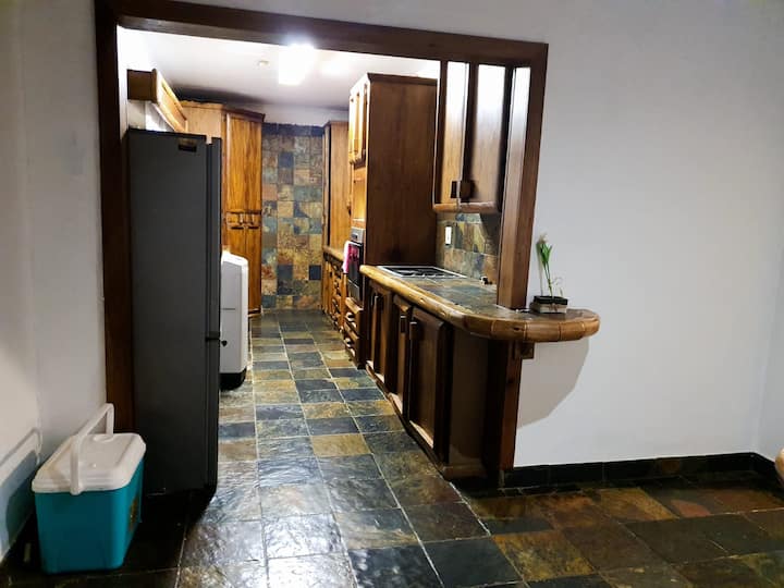 4-bedroom Guest House With Pool Fireplace & Lappa - Randfontein