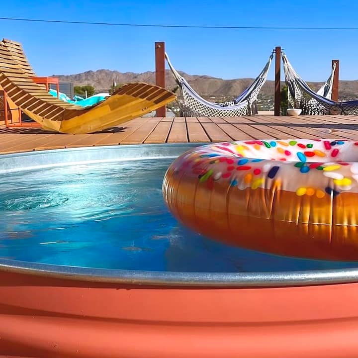 Sunburst House : Desert Chic Retreat - 約書亞樹