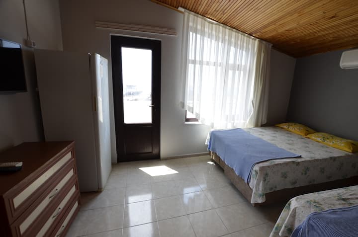 Loft For Up To 3 Guests, Clean & With Sea View - Avşa Adası
