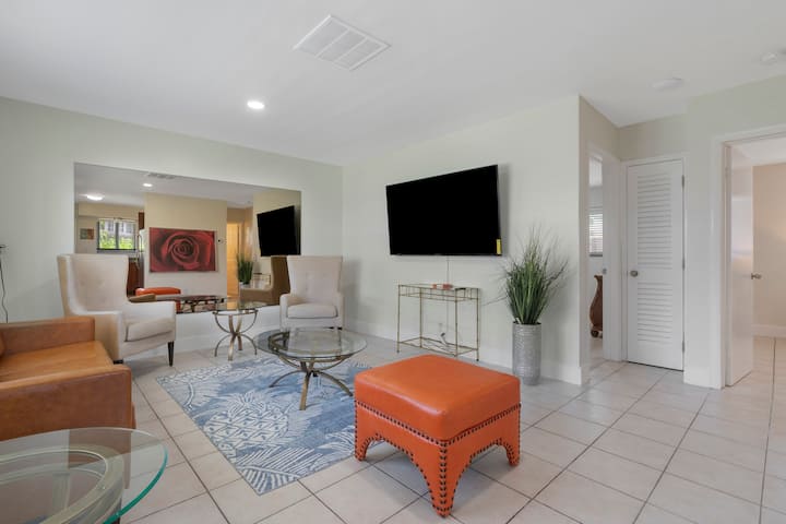 Lovely 2 Bedroom Apartment For A Family Getaway! - Fort Lauderdale