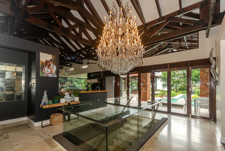 Umhlanga Beach Villa - Umhlanga