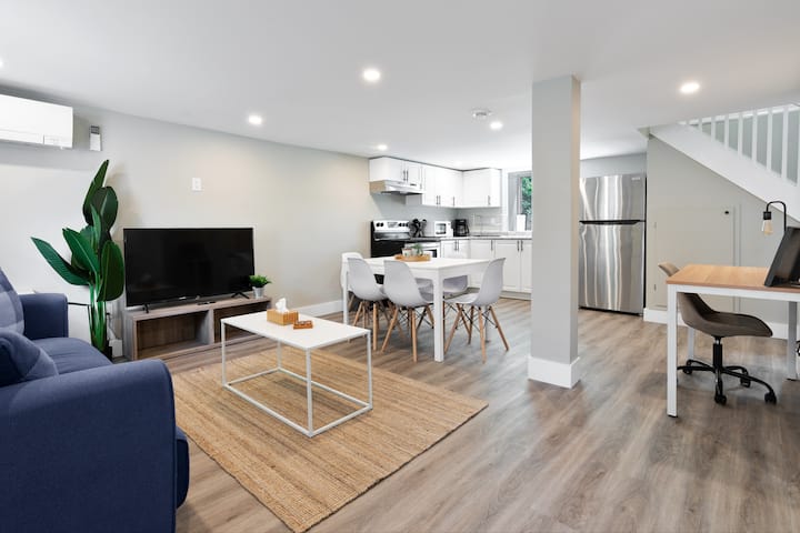 Cozy+comfort 3 Bedroom Oasis Near Centennial Beach - Barrie