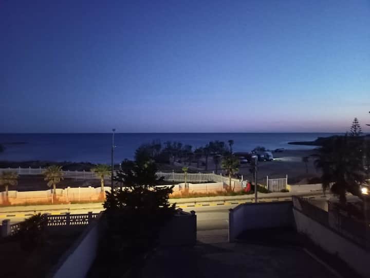 Primo Piano Panoramico, Appartamento Fronte Mare - Pulsano