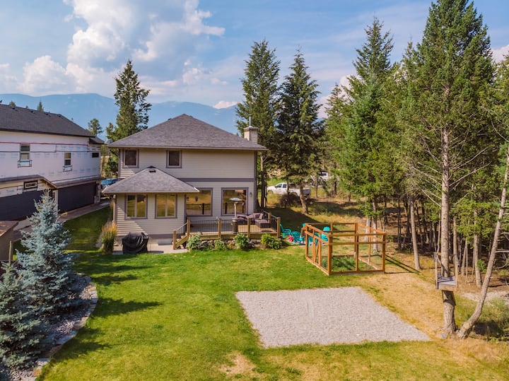 Sleeps 13 | Retreat W/ Firepit Near Lake & Golf - 因弗米爾