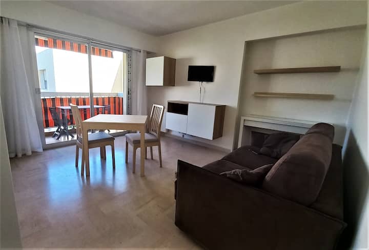 Joli Studio Pour 2 Personnes - Antibes