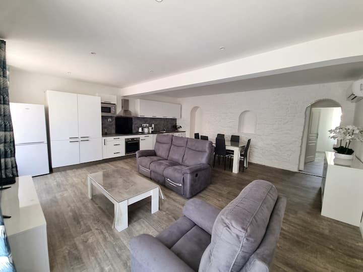 2 Chambres - Climatisé - Centre Ville - Niza