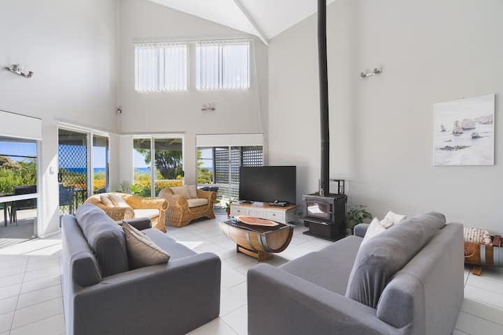 Seaview Beach House By Peppy Beach Retreats® - Busselton