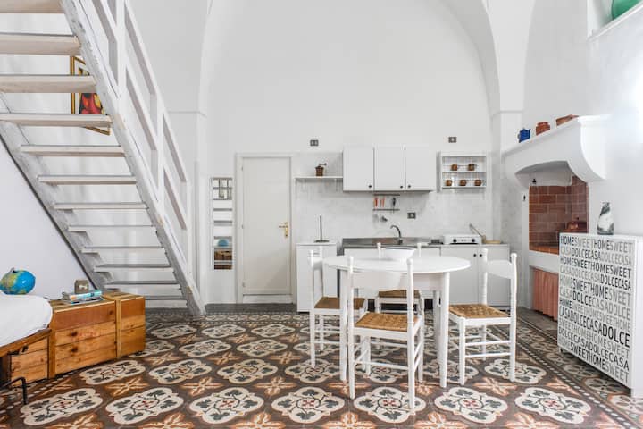 Dimora Casalini A Pochi Passi Dal Centro Storico - Matino