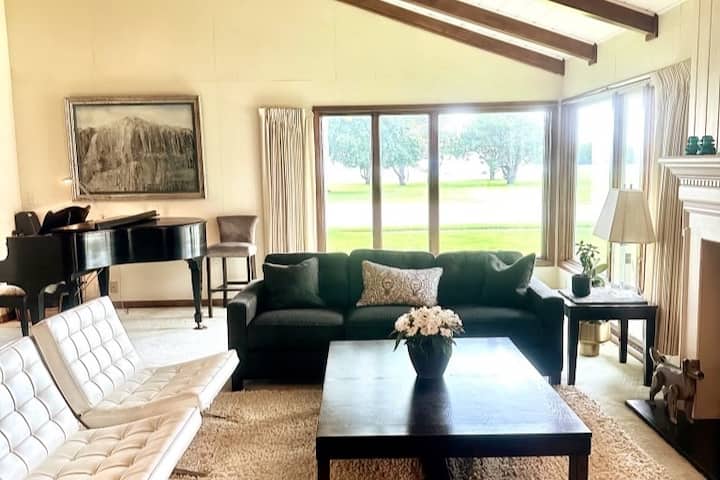 Midcentury Modern Lake Winnebago - Oshkosh, WI