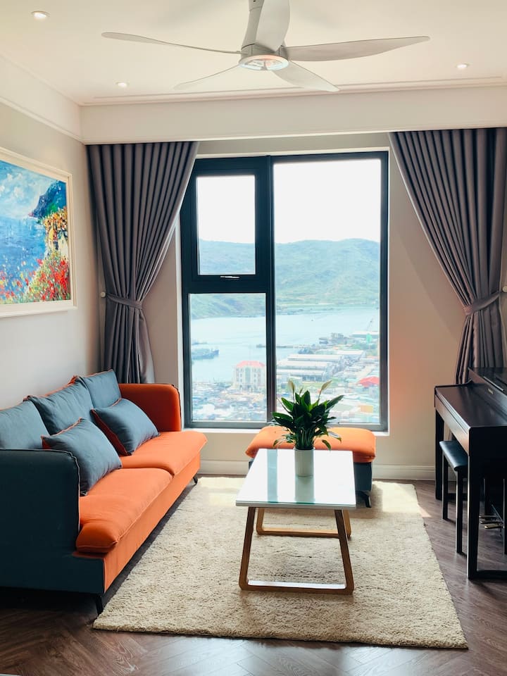 Altara - High Floor With Piano & Sea View - 베트남