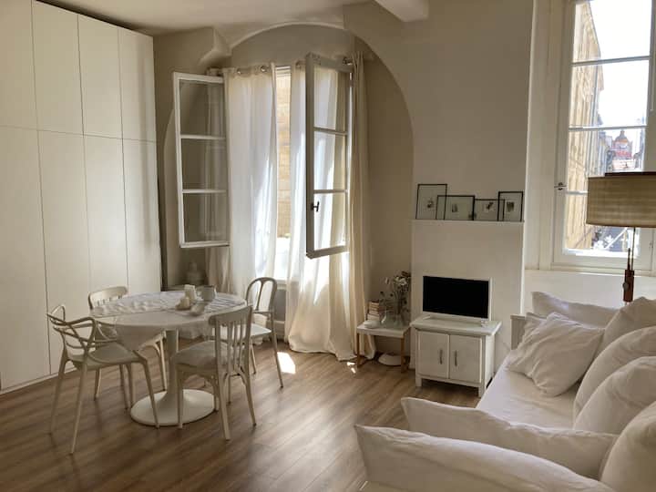 Bordeaux Saint - Michel : Studio Lumineux Et éPuré - Burdeos