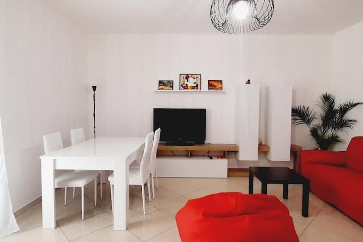 Residenza D'angiò Incantevole Abitazione Con Patio - Gallipoli