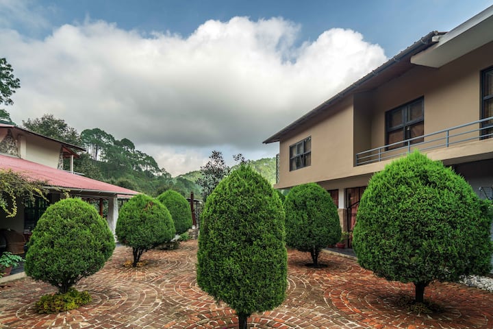 Luxurious 03-bedroom Villa Azalea In Bhimtal - Bhimtal