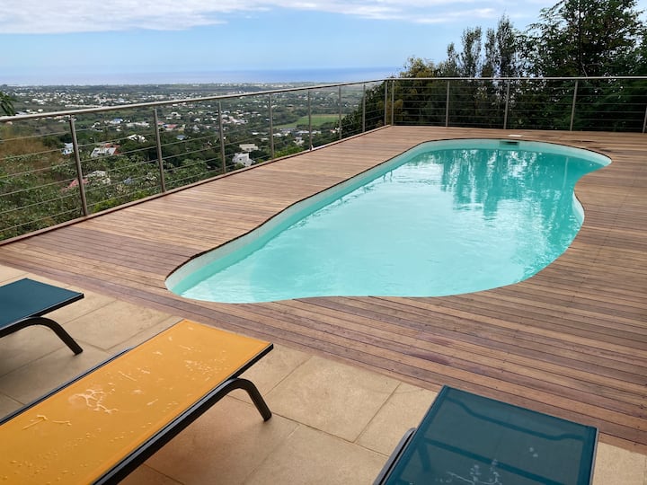 Chez Nous La Rivière Vue Imprenable Sur La Mer - Réunion