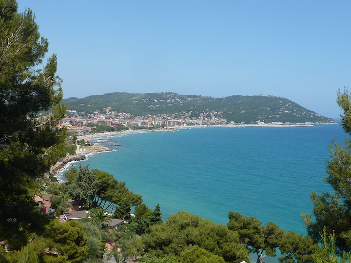 Flat In Andora Just 5' From The Sea - Andora