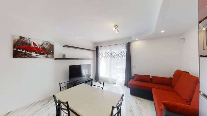 Holly House - Antigua