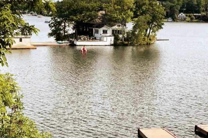 Fully Accessible Island (Lake House Getaway) - Lake Hopatcong, NJ