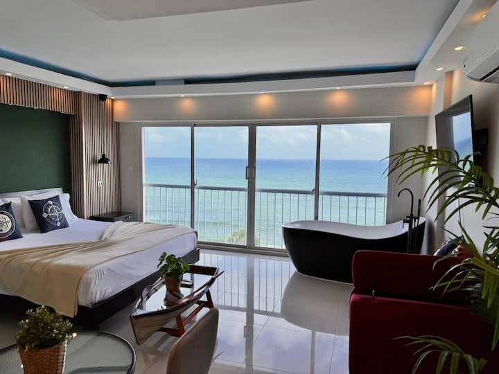 Ocean Front Studio With Jacuzzi - Santo Domingo