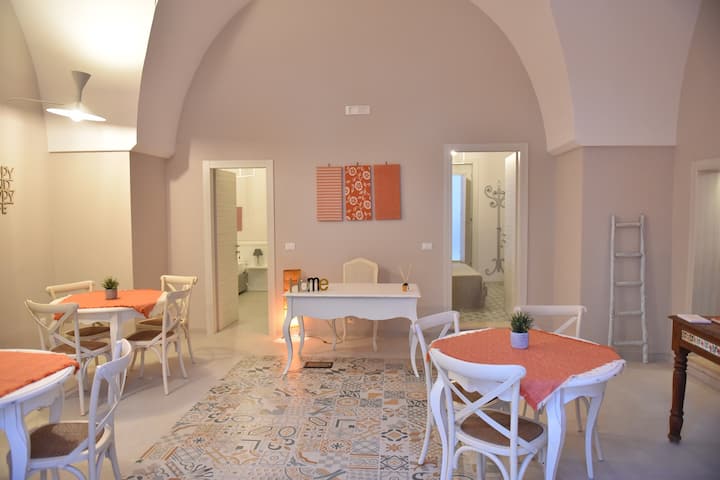 Happy Suite 2/4 Posti, Bagno Privato E Colazione - Oria