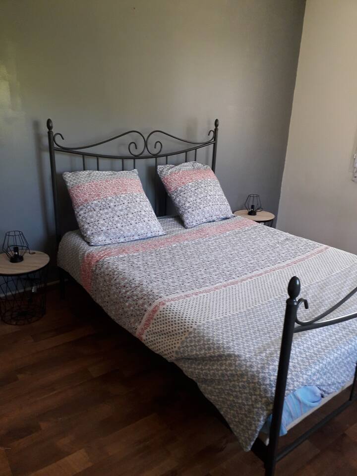 Chambre D'hôtes 3 Pers. Face à La Montagne De Lure - Sisteron