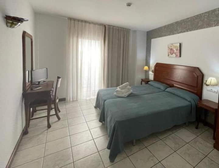 Bonita Habitacion Con Baño Y A/c En Torrox Pueblo - Torrox