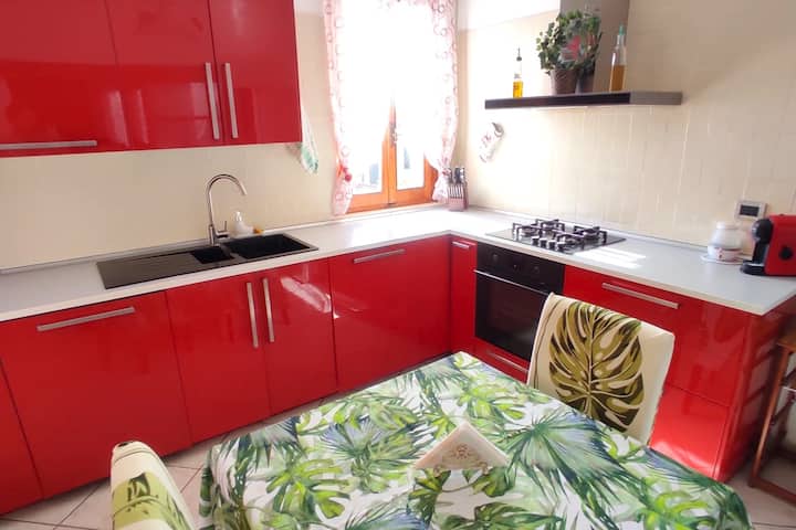 Haniel - Nice Apartment With Parking - Arezzo