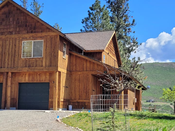 Whispering Pines Condo-close Towinthrop&ski Trail - Winthrop, WA