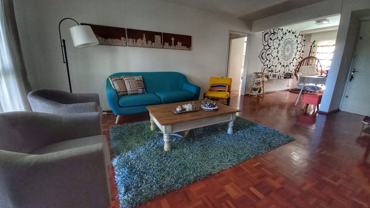 Cómodo Apto En Zona De Bares Y Universidades - Montevideo