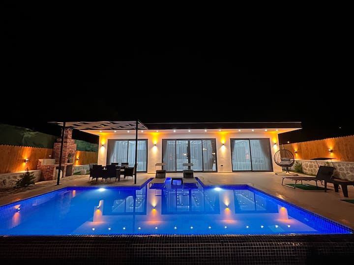 Villa Velis - Pool Und Jakuzzi - Ova
